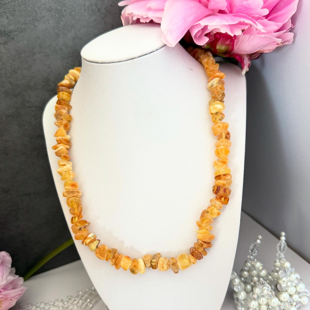 Raw Amber Necklace “Wellness” – Baltic Jewelry